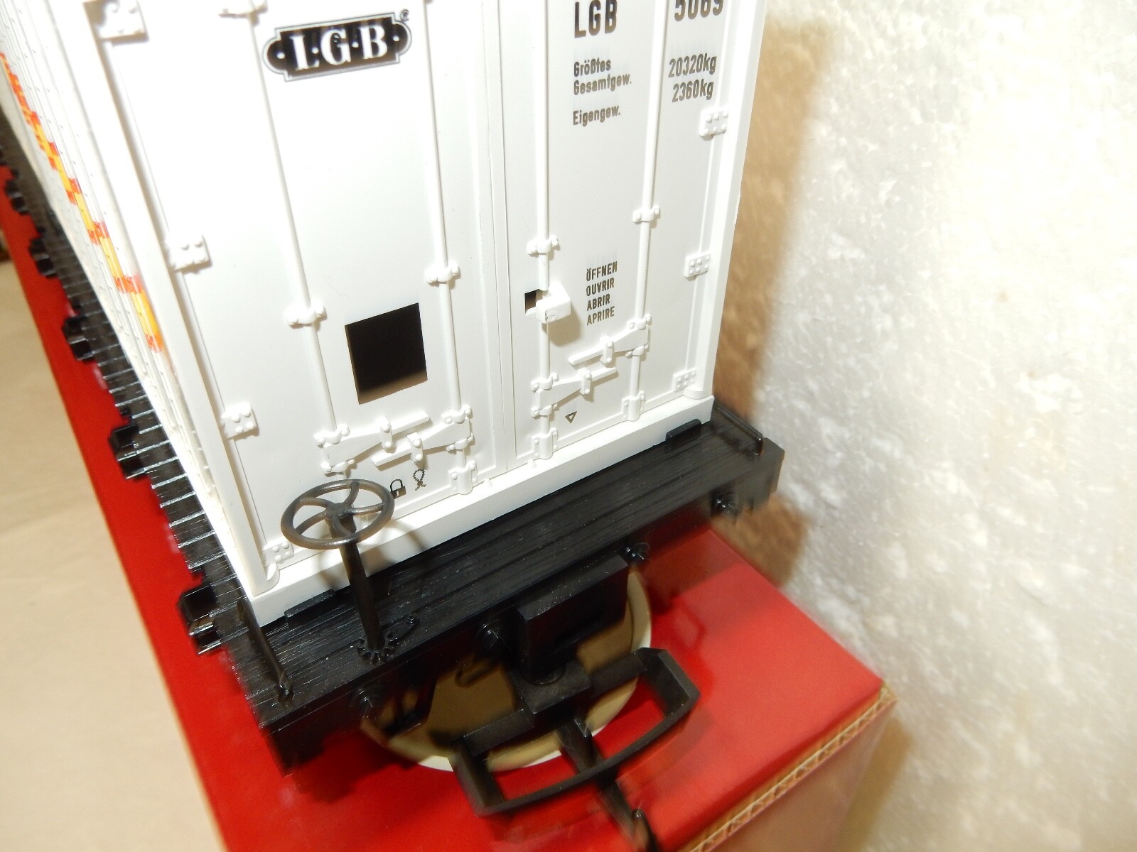 【樂淘letao】日本代購代標第一品牌－LGB G Gauge 4069 Flatcar with Lehmann - LGB White/Yellow Containers w Orig ...