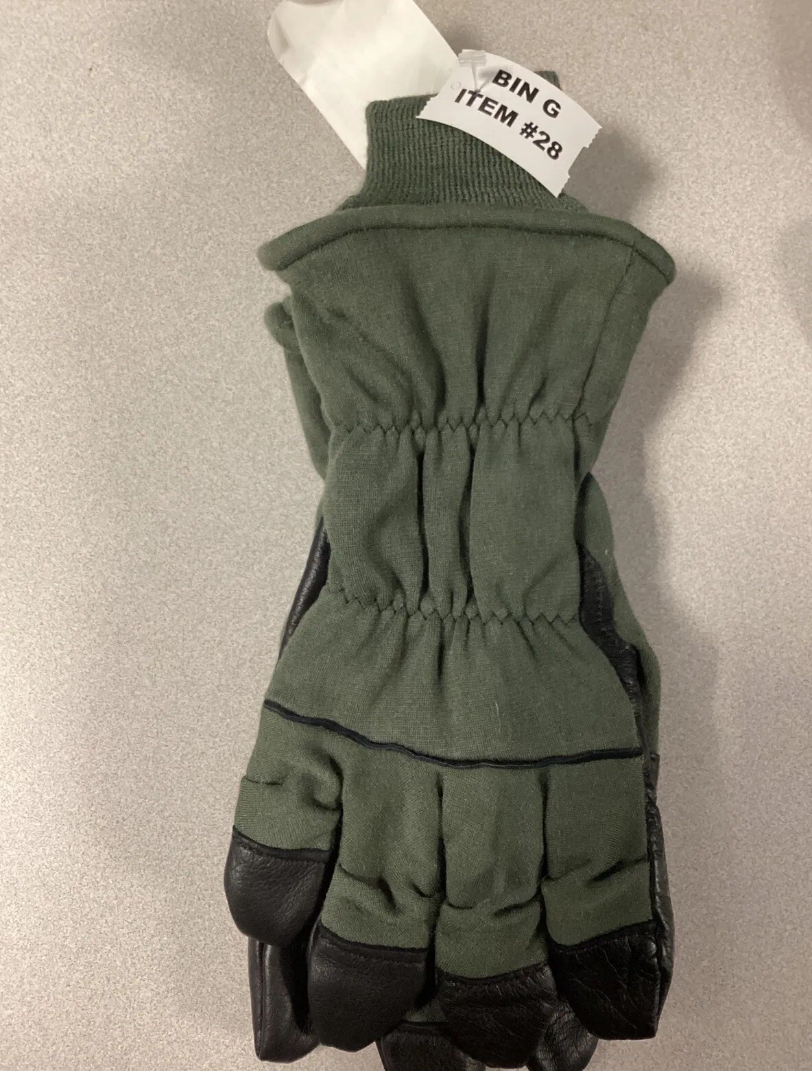 Yahoo!オークション - NWT Gloves Intermediate Flyer’s HAU-15P Folia...