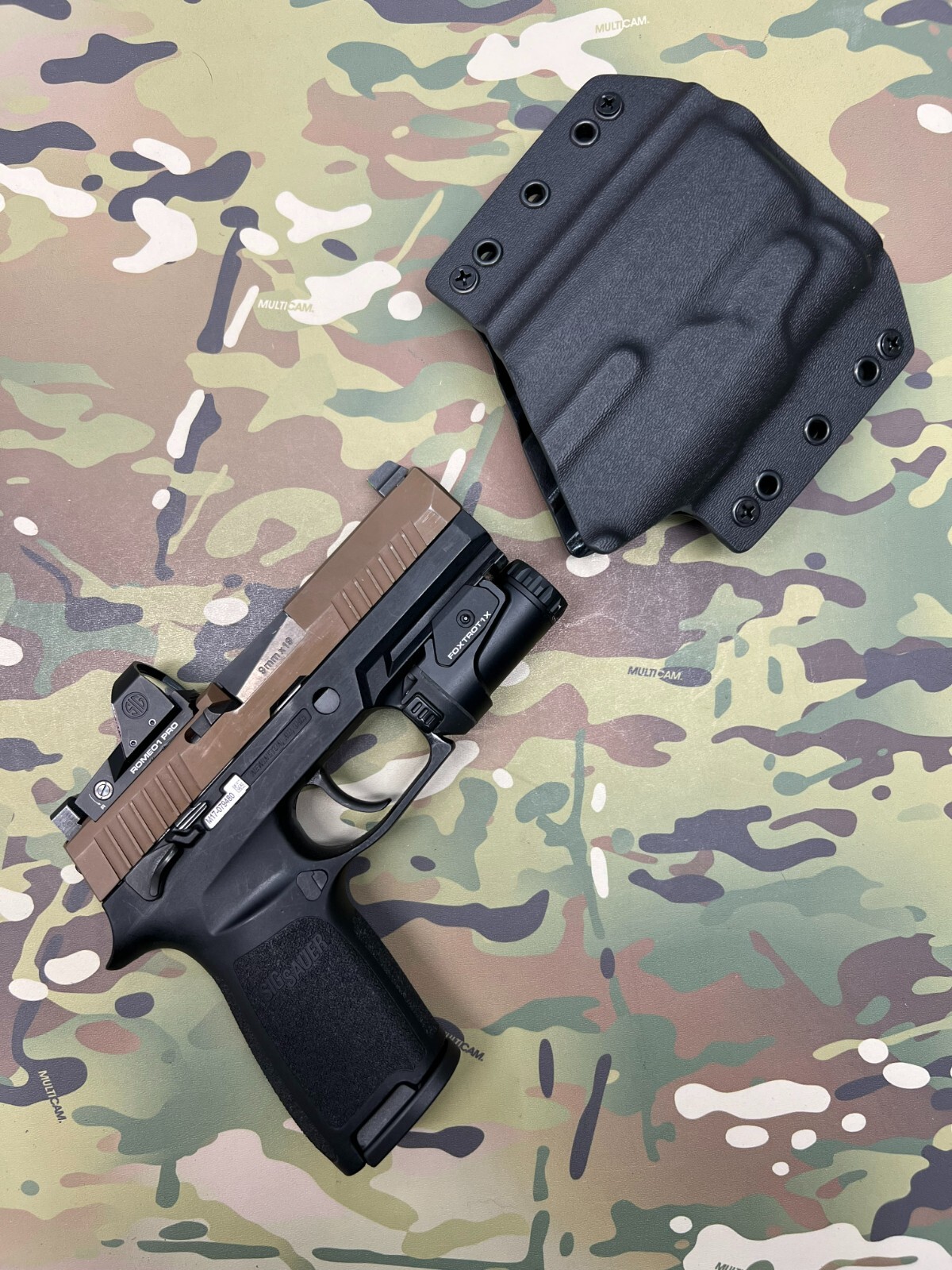 【樂淘letao】日本代購代標第一品牌－Black Kydex Holster for Sig Sauer P320 M18 Foxtrot 1X 海外 即決