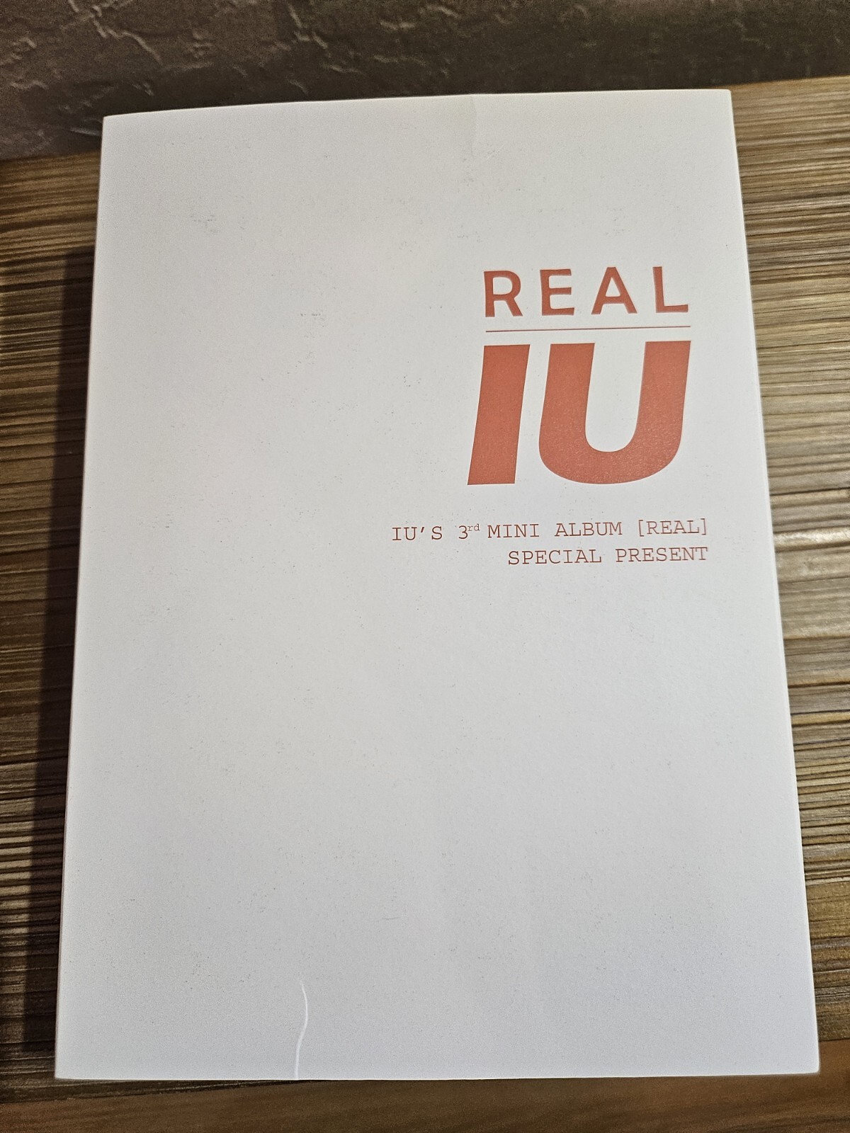 日本代購代標第一品牌【樂淘letao】－IU REAL Special Present 3rd Mini Album CD 2010 Rare (Limited Copies) 海外 即決