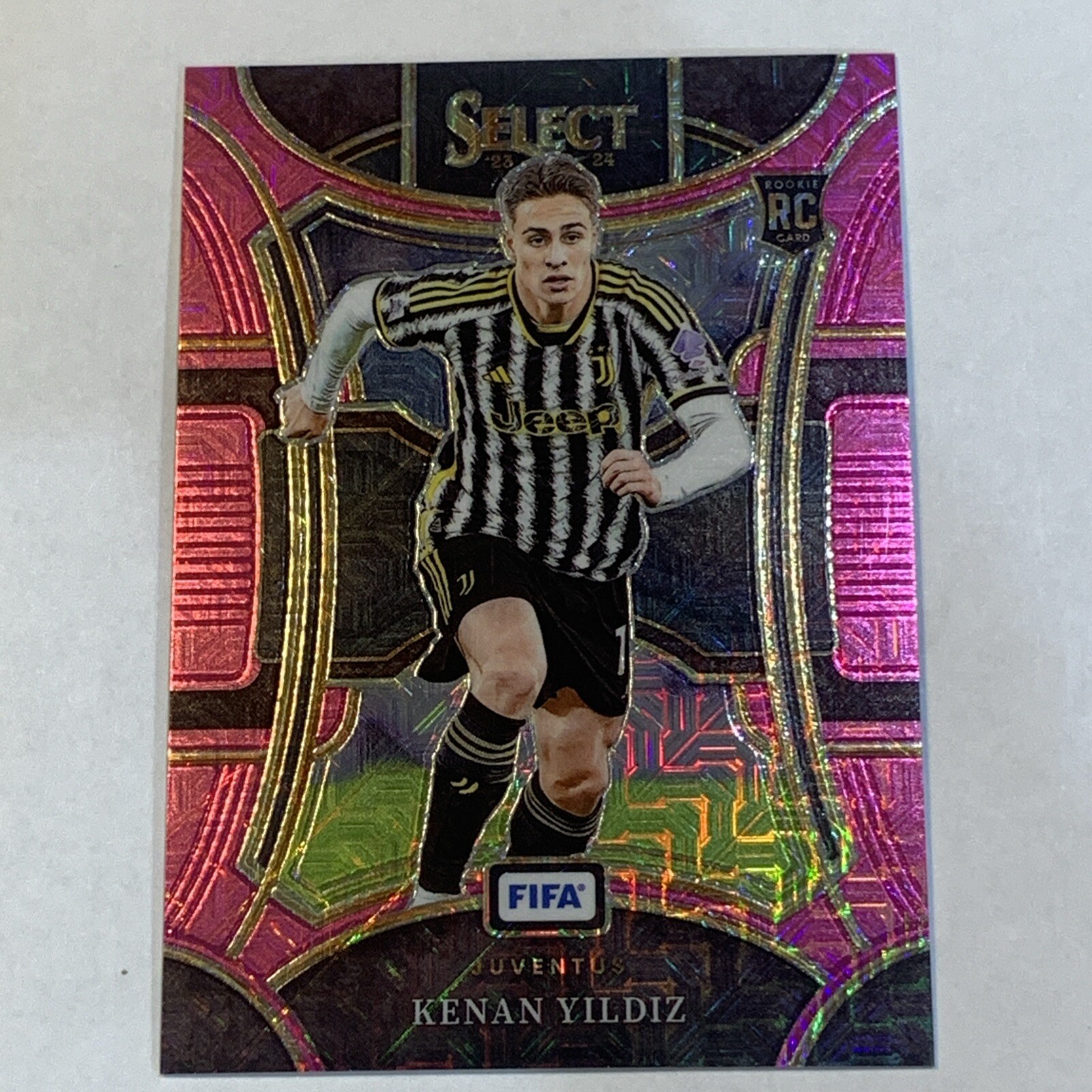 日本代購代標第一品牌【樂淘letao】－2023-24 SELECT FIFA KENAN YILDIZ PINK MOJO PRIZM RC MEZZANINE /199 #141 海外 即決
