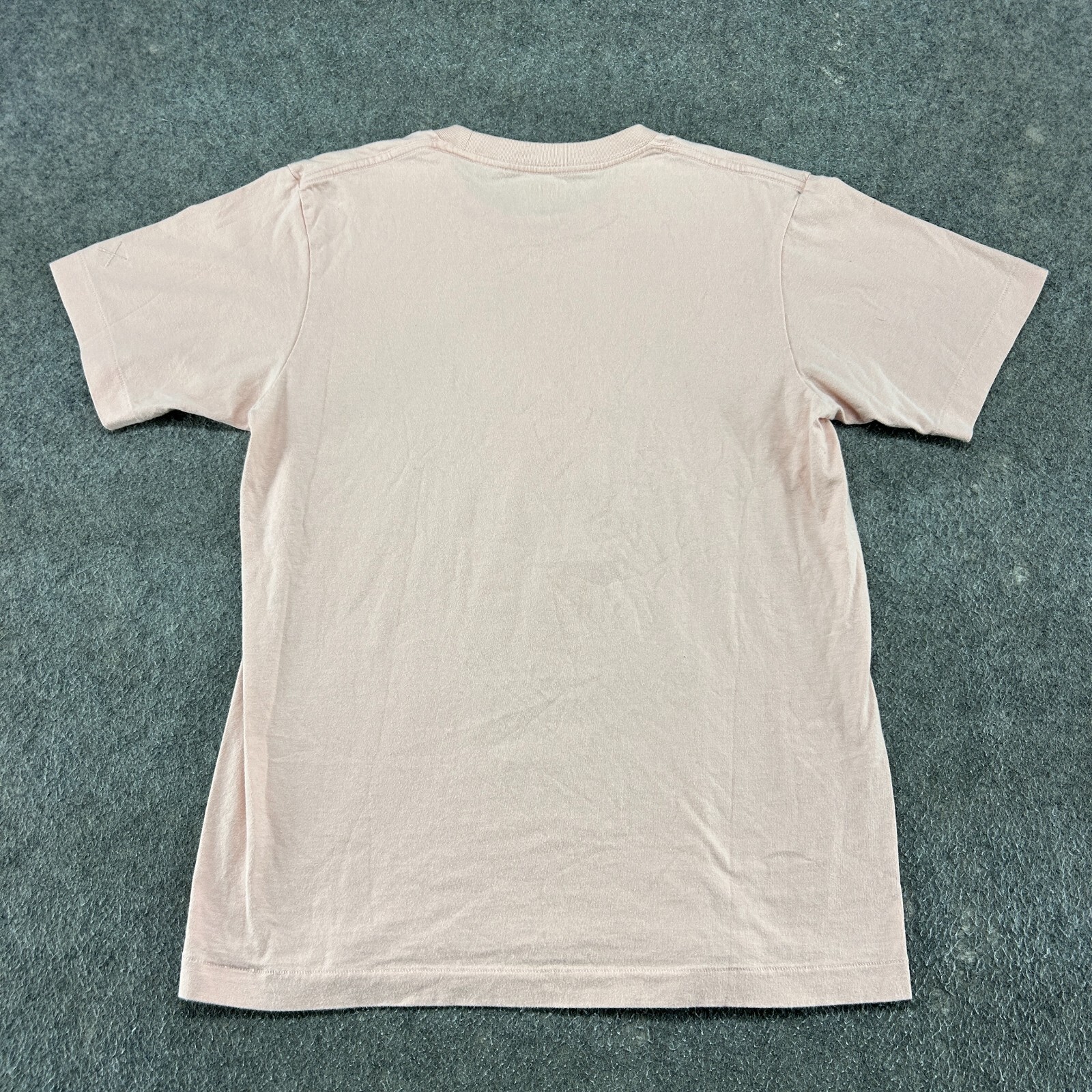 日本代購代標第一品牌【樂淘letao】－Uniqlo Shirt Mens M Pink UT Kaws Elmo Art Companion Cotton Graphic ...