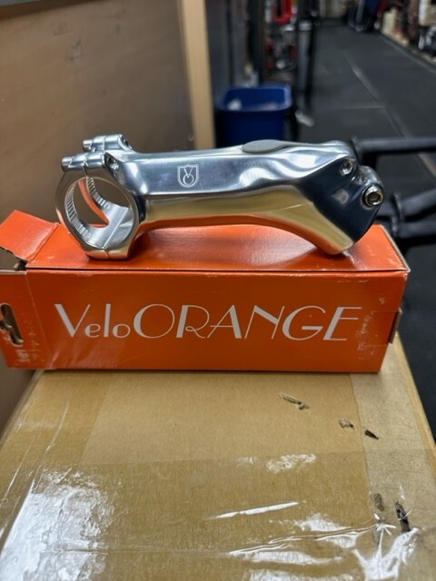 【樂淘letao】日本代購代標第一品牌－Velo Orange Stem Length 90mm Clamp 31.8mm 1 1/8 in Silver Aluminum 海外 即決