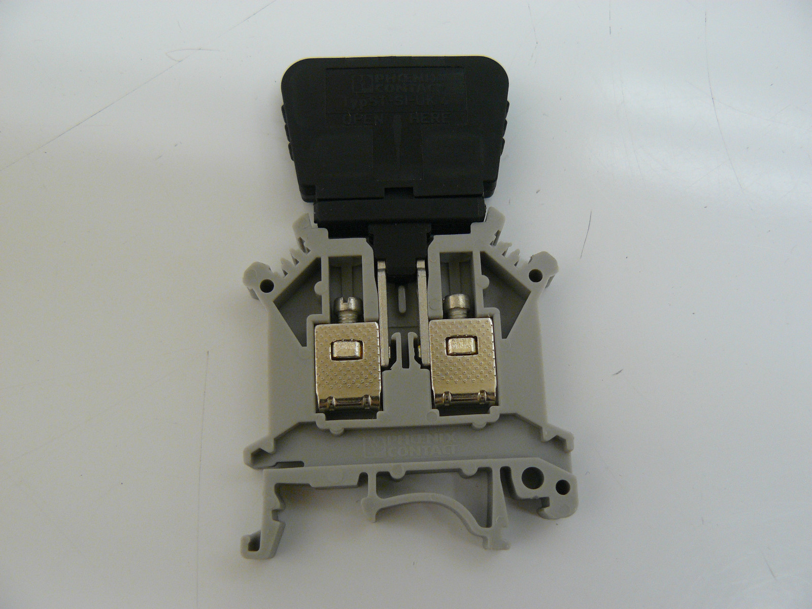 PHOENIX CONTACT UK4-T TERMINAL BLOCK 15AMP 500V 12AWG WITH ST-SI-UK4 FUSE PLUG | eBay