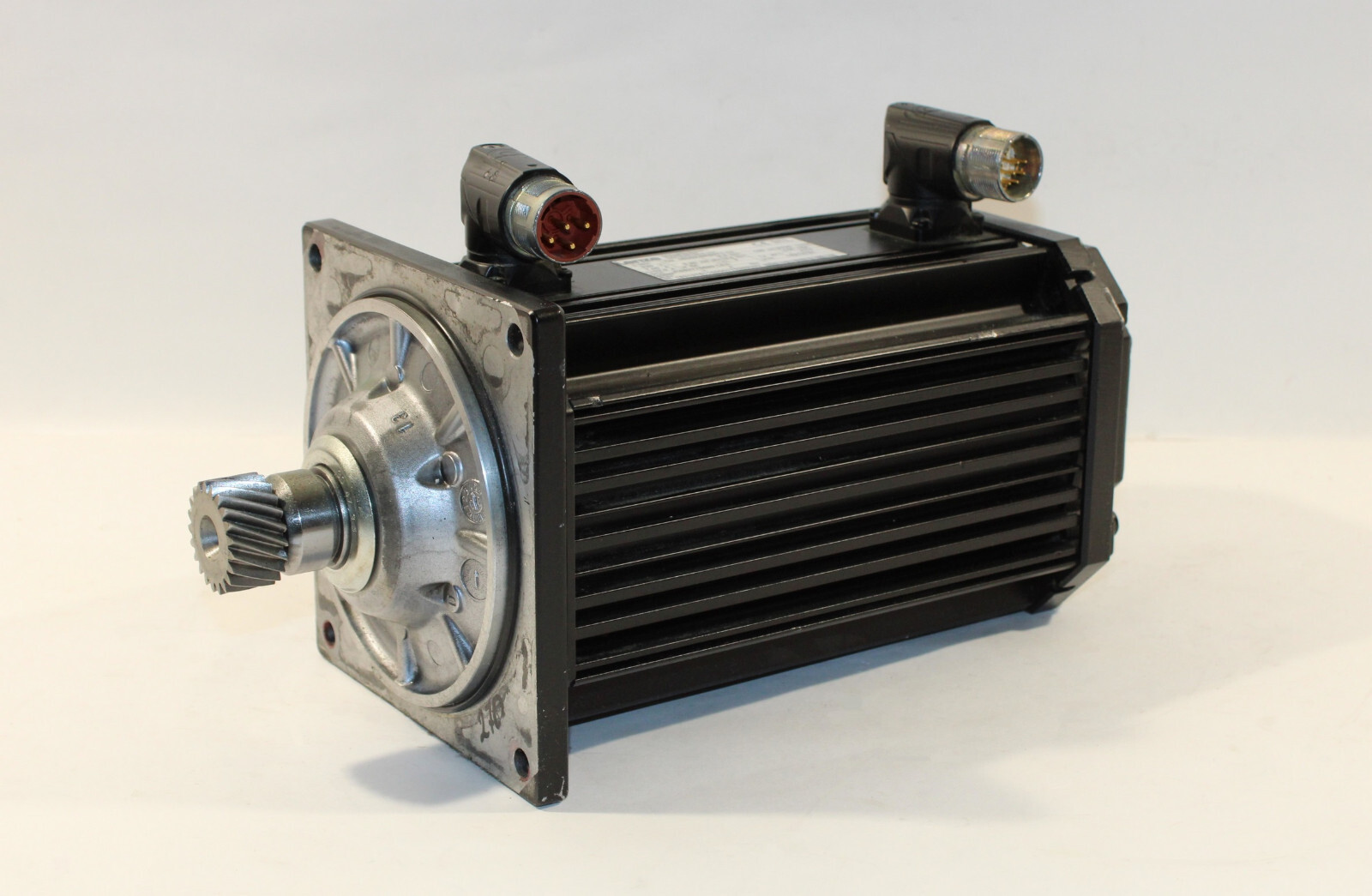 Lenze MDSKSRS071-13 Servo Motor | eBay Lenze MDSKSRS071-13 Servo Motor | eBay