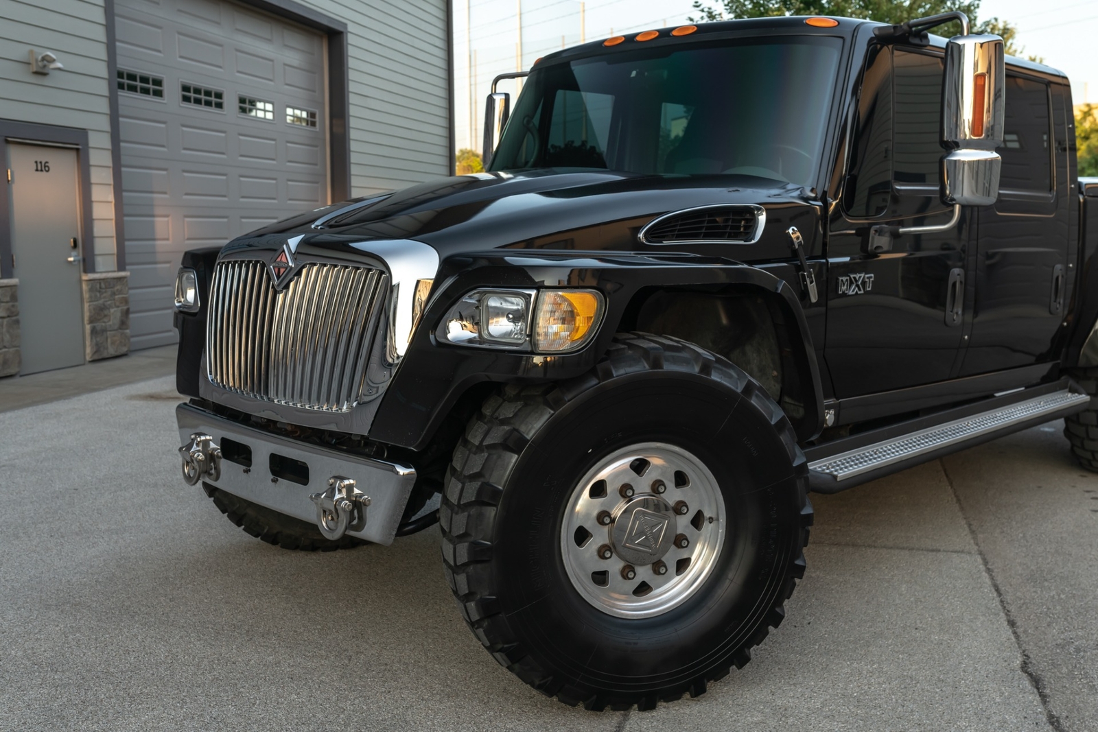 2008 International Mxt 6.0l Turbo Diesel 4x4! Just Serviced! Custom ...