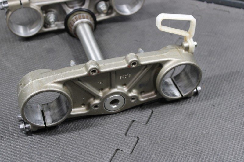 2008 YAMAHA YZ450F OEM FRONT FORKS LOWER UPPER TRIPLE TREE STEM CLAMP ...