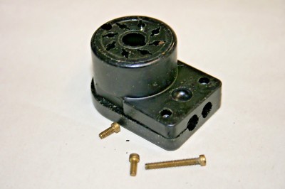 Connectors - Amphenol 8 Pin