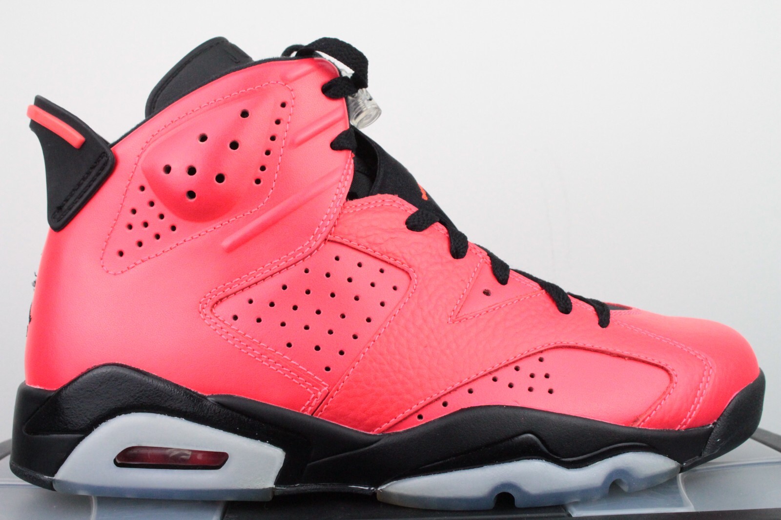 2014 Nike Air Jordan 6 VI Retro Infrared 23 Black size 9.5 2014 Nike Air Jordan 6 VI Retro Infrared 23 Black size 9.5