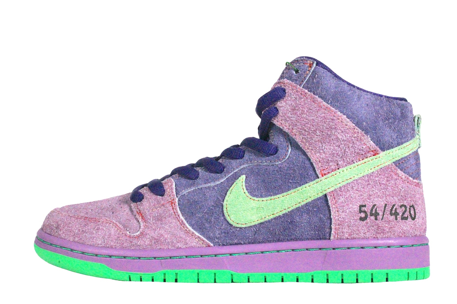 Nike SB Dunk High Pro Reverse Skunk Purple Green Number 54 Nike SB Dunk High Pro Reverse Skunk Purple Green Number 54