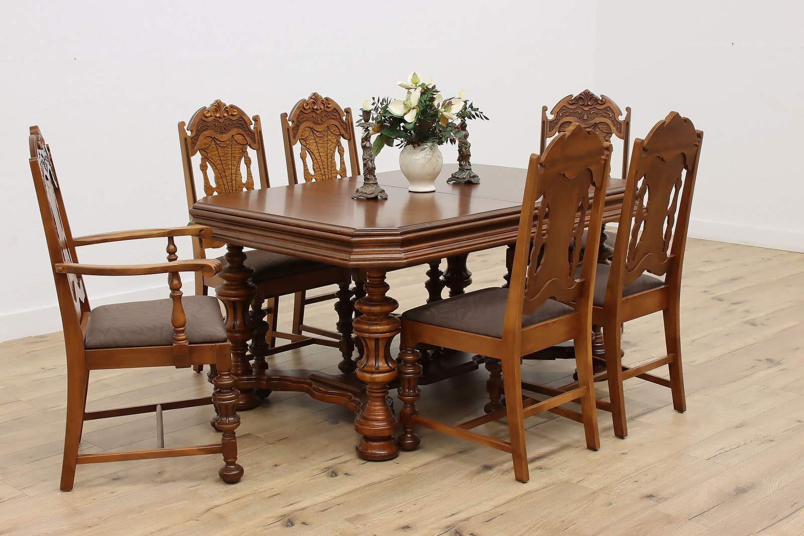 Antique style dining table store