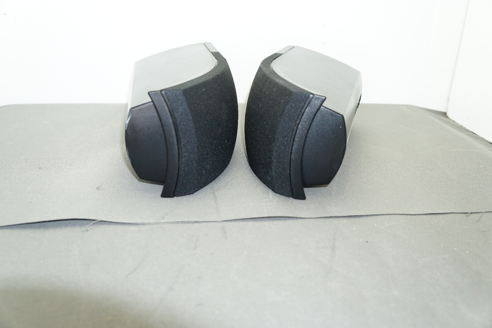 Bose 161 Bookshelf and System Speakers - Black-