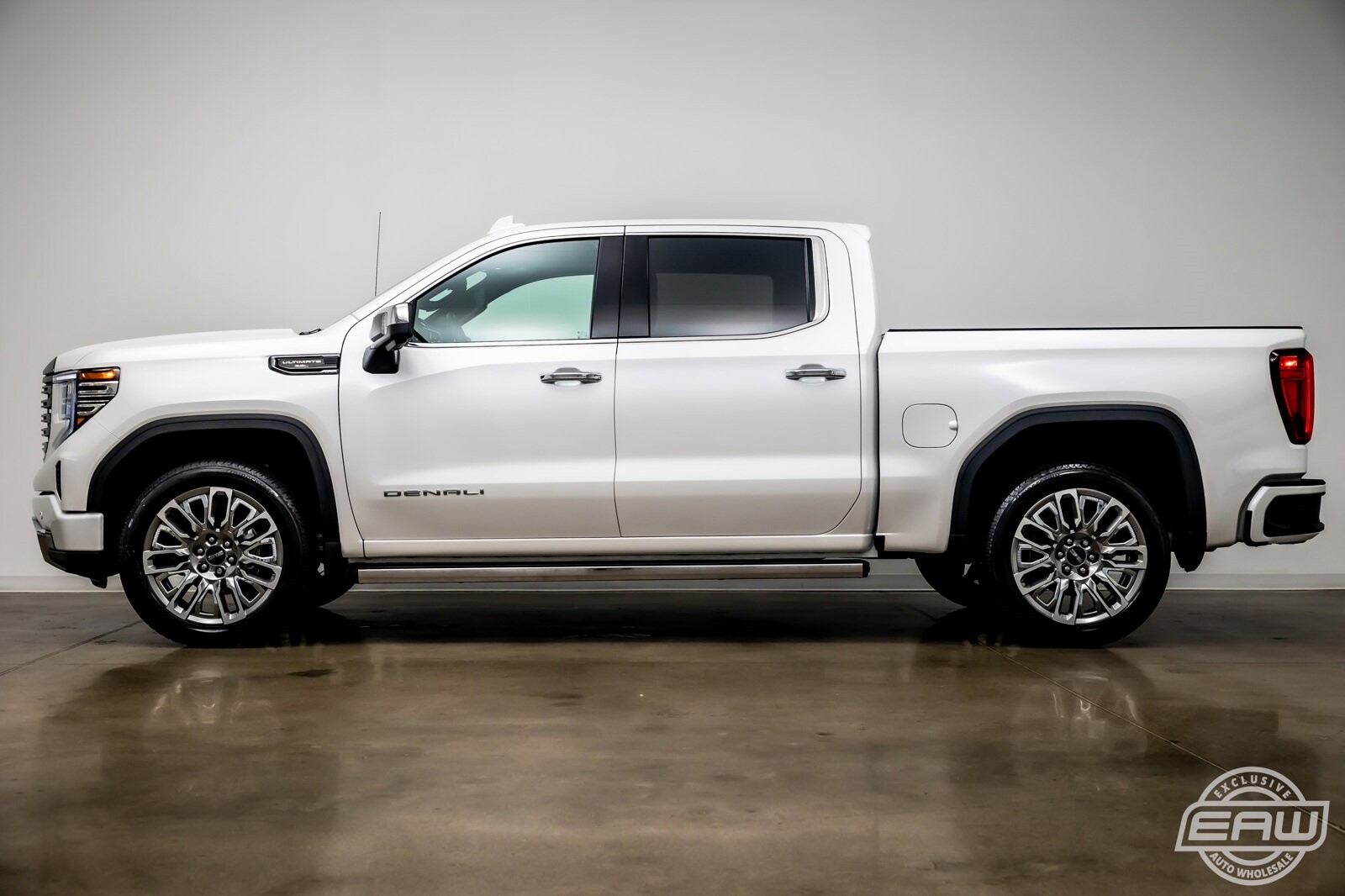 2023 Gmc Sierra 1500 Denali Ultimate 382 Miles White Frost Tricoat Crew Cab Pick - Used Gmc ...