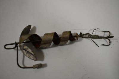 Other - Vintage Metal Spinner