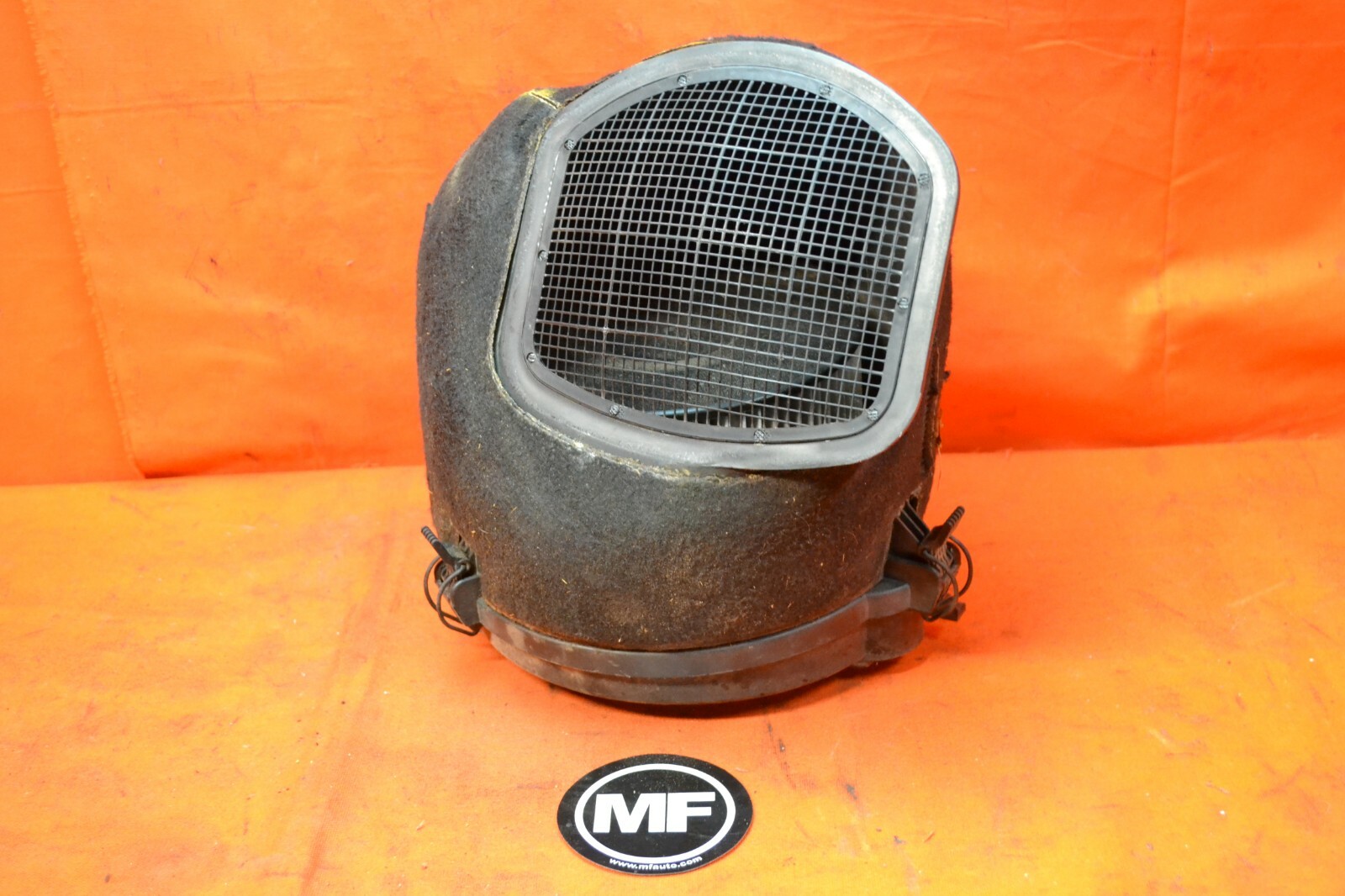 VW T4 EUROVAN Rialta Pollen Filter Housing 701 819 077B