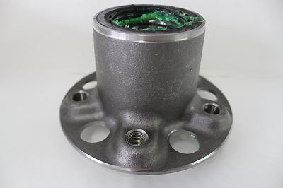 NEW Genuine Mercedes-Benz W212 E-Class Front Wheel Hub With Bearing ...