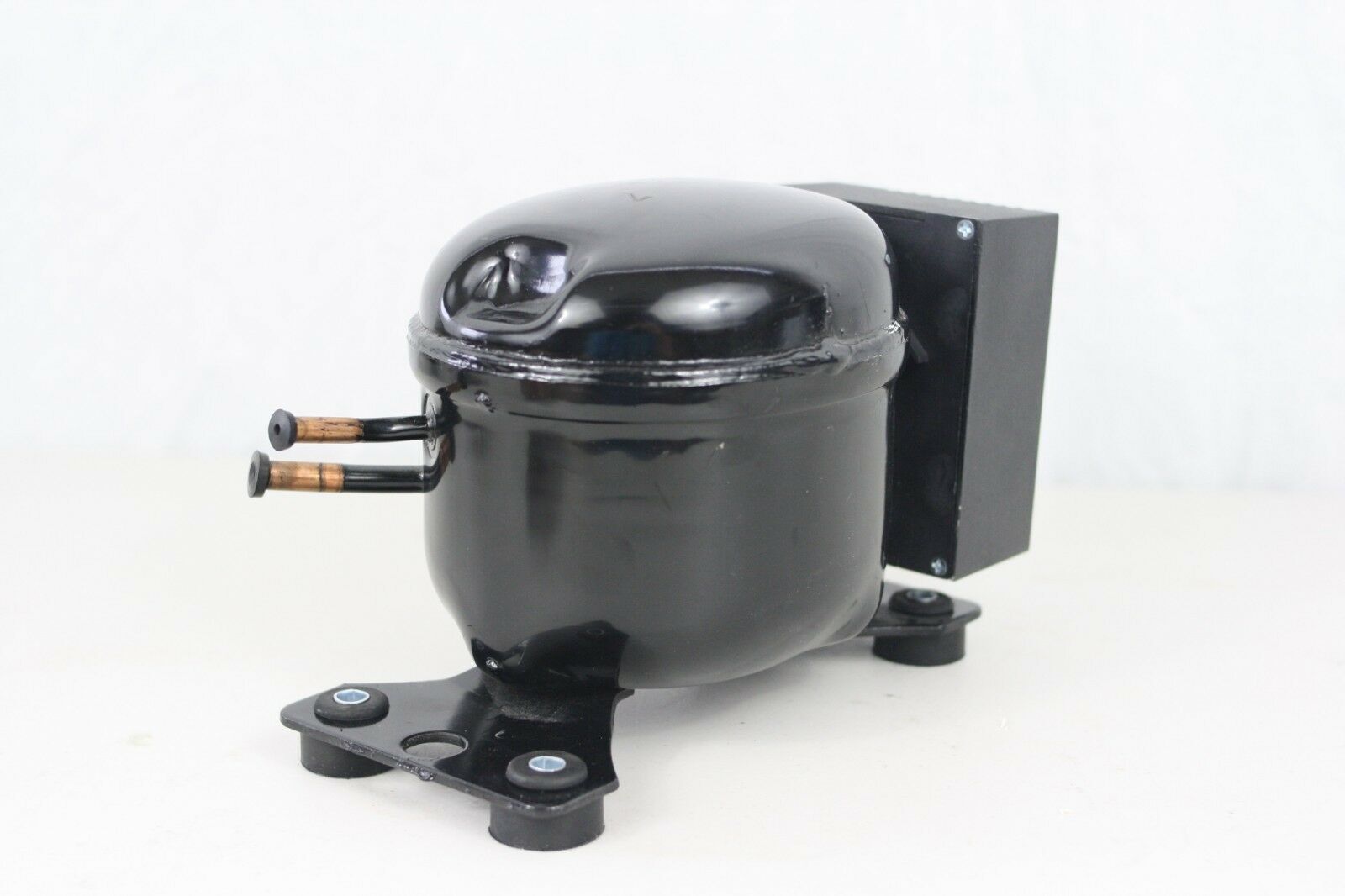 12V 24V DC Refrigeration Compressor Fridge Freezer Marine