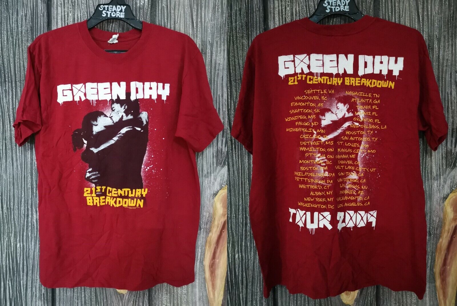 VTG GREEN DAY 21ST CENTURY BREAKDOWN TOUR 2009 RED T SHIRT L VTG GREEN DAY 21ST CENTURY BREAKDOWN TOUR 2009 RED T SHIRT L