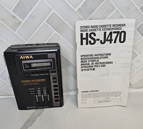 Aiwa Super Bass HS-J470 WALKMAN FM/AM RADIO CASSETTE