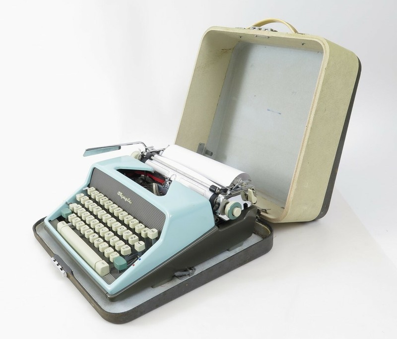 1962 Olympia SM7 on the Typewriter Database