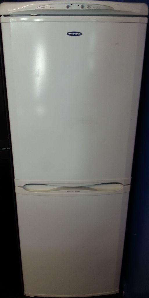 Hotpoint future fridge freezer 5ft2 tall frost free A class half/half ...