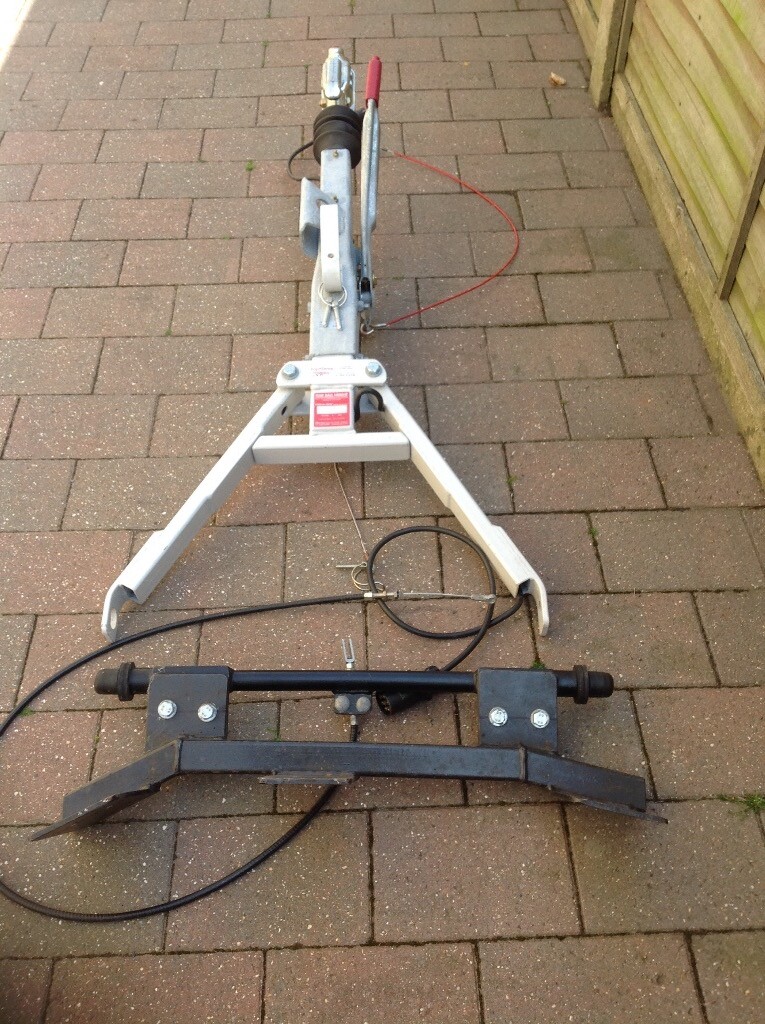 Car a tow towing A frame 1000kg for towing cars behind vehicles such as ...