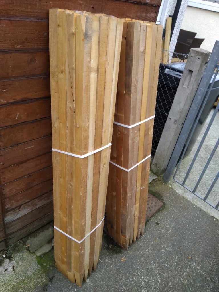 Two Packs Of 2 X2 Timber 59 Lengths In Llanfairpwllgwyngyll Isle