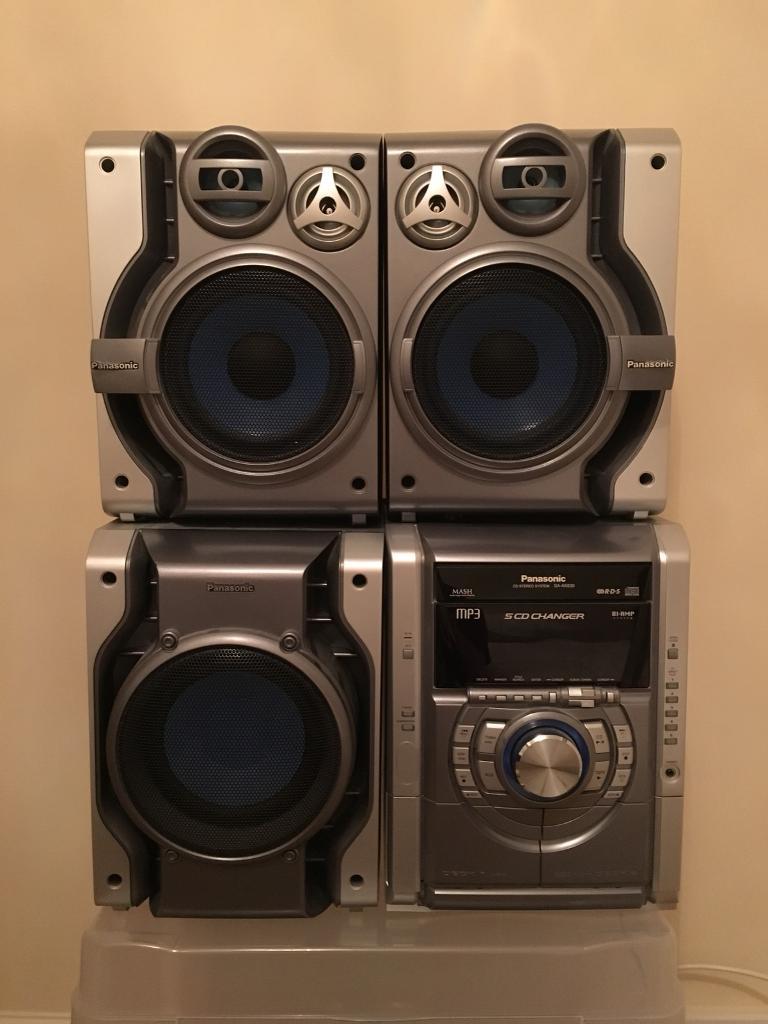 Panasonic CD Stereo System 5 CD Changer with radio and cassette player ...