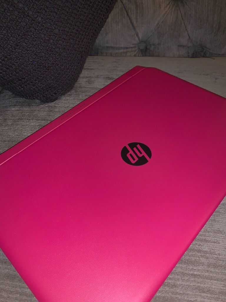 HP hot pink laptop 17 inch screen COLLECTION ONLY | in Middlesbrough ...