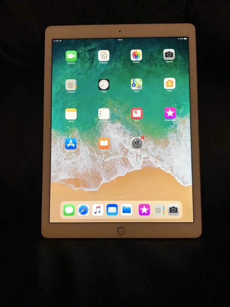 Apple iPad Pro (1st gen) 12.9 Wifi + Cell 128GB | in Middlesbrough ... Apple iPad Pro (1st gen) 12.9 Wifi + Cell 128GB | in Middlesbrough ...