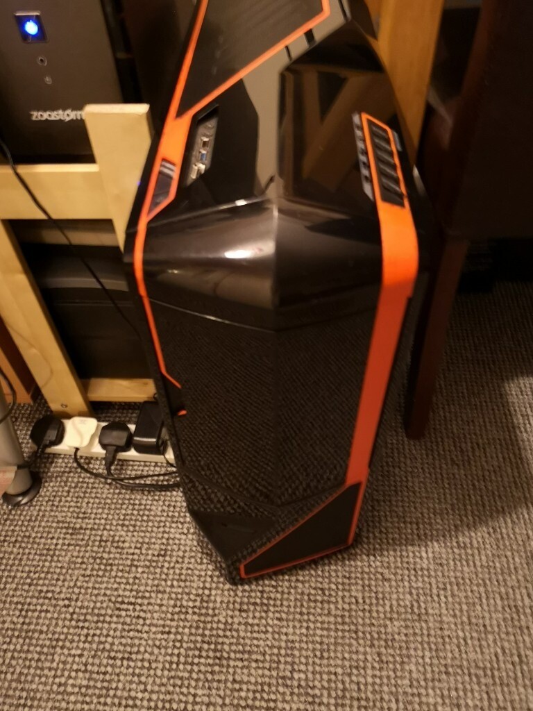 NZXT Phantom PC case ( Enthusiast edition ) | in Clifton, Bristol | Gumtree