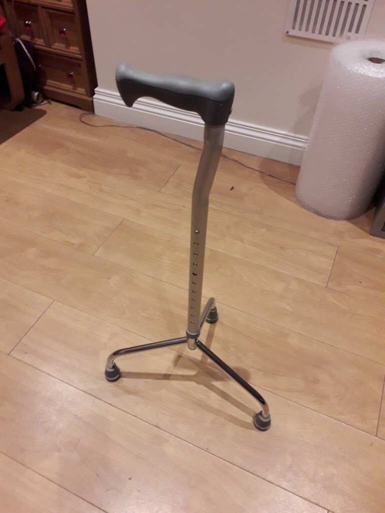 Tripod / Tri walker Walking Stick / Crutch Frame - Good working order ... Tripod / Tri walker Walking Stick / Crutch Frame - Good working order ...