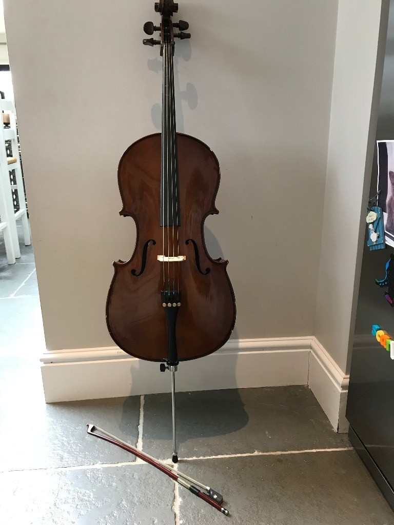 Cello 1 8 Size In Beaconsfield Buckinghamshire Gumtree