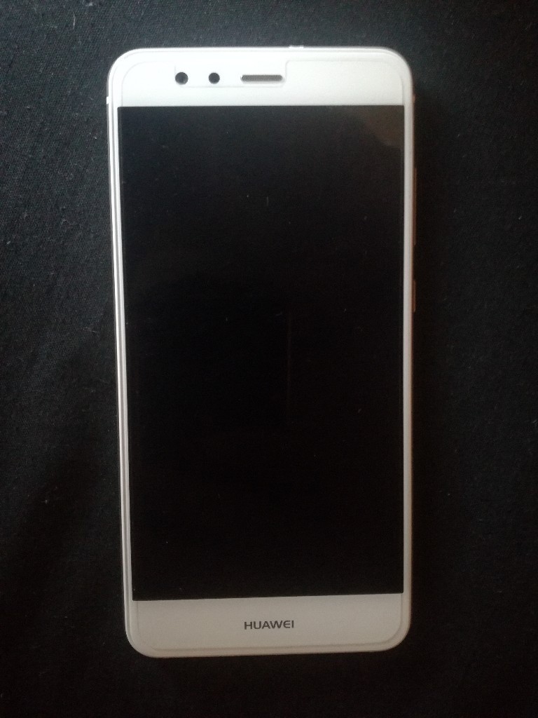 Huawei P10 Lite Barely used 3 mounts old | in Burnley, Lancashire | Gumtree