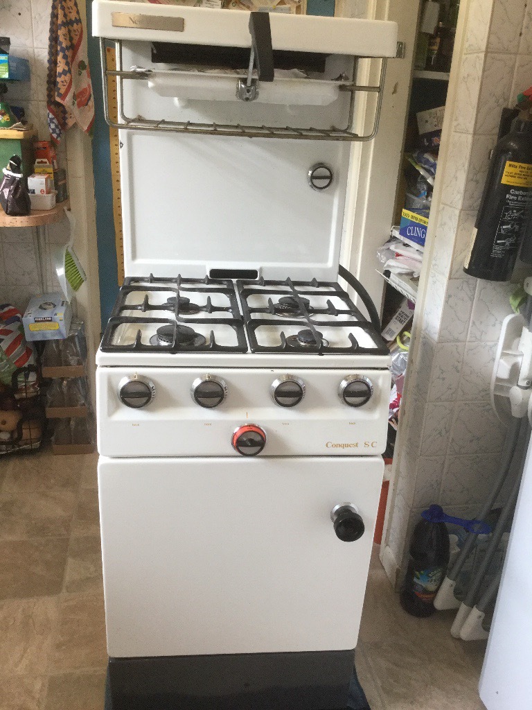 Vintage NEW WORLD Conquest SC Gas Cooker, 41 years old!! | in Wakefield ... Vintage NEW WORLD Conquest SC Gas Cooker, 41 years old!! | in Wakefield ...