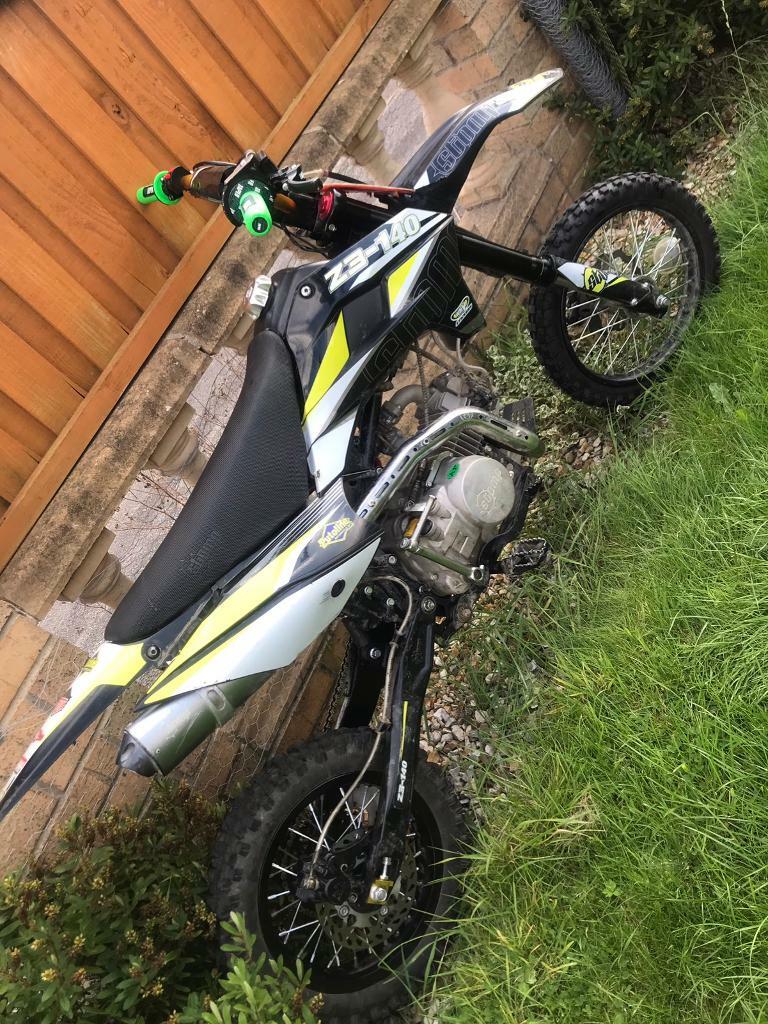 Stomp z3 140cc pit bike | in Barnsley, South Yorkshire | Gumtree