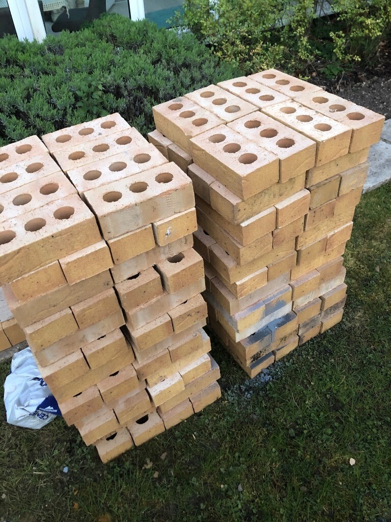 200 bricks | in Guildford, Surrey | Gumtree