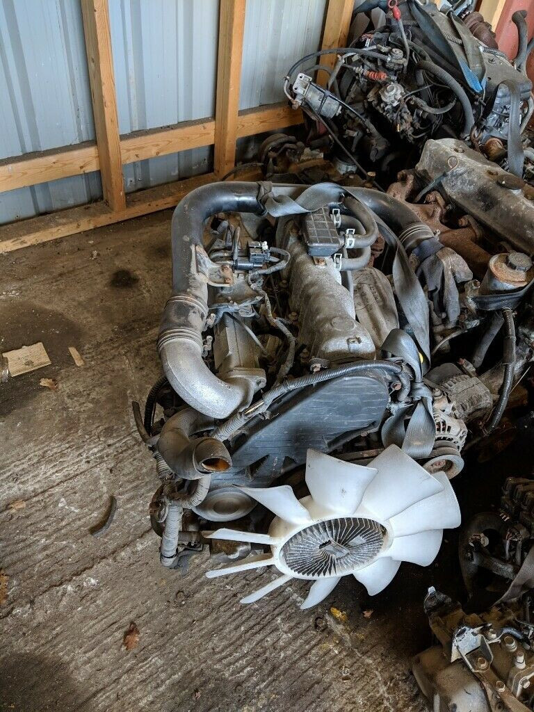 Ford Ranger / Mazda B2500 engine and gearbox with manual pump and ...