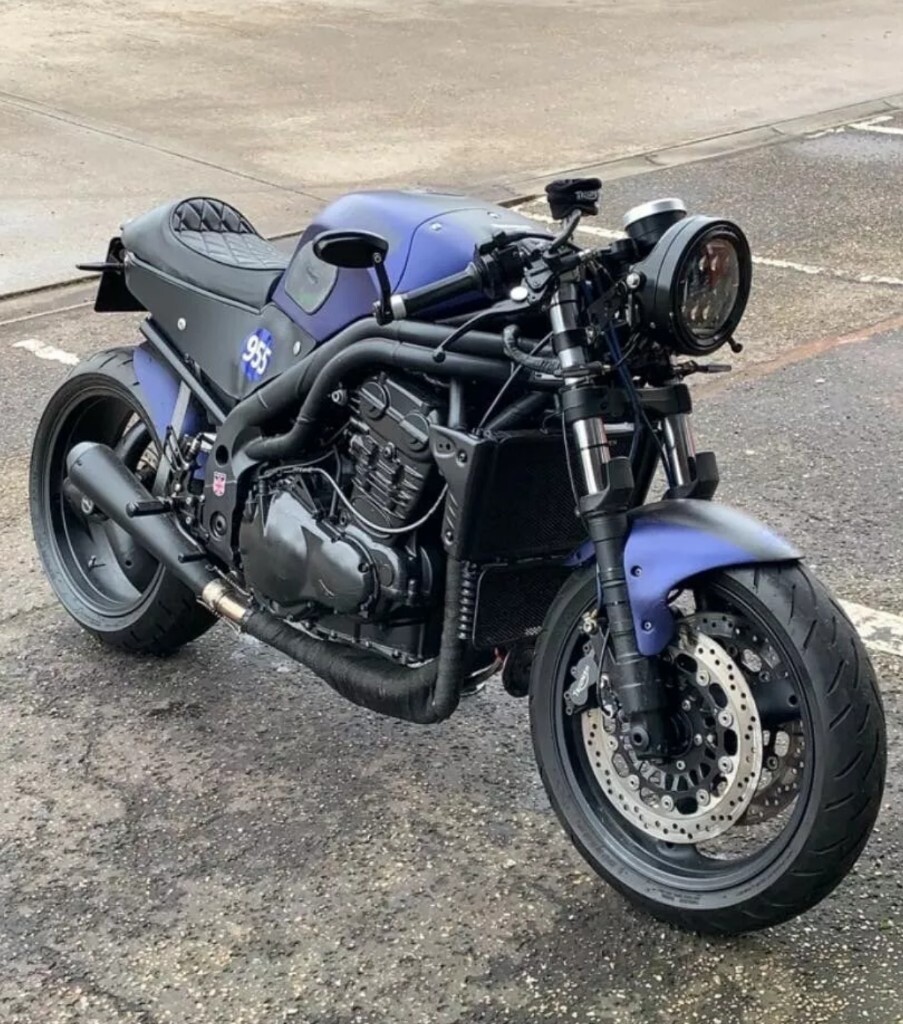 Triumph Sprint St 955i Cafe Racer | Reviewmotors.co