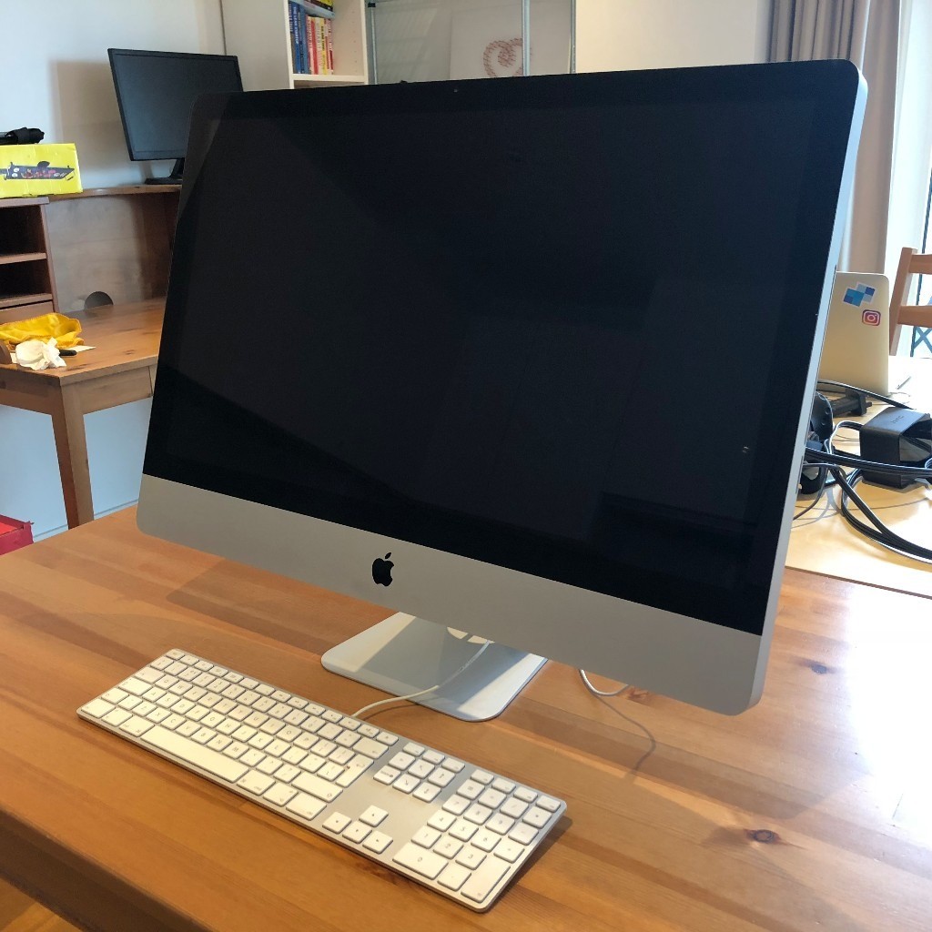 Apple iMac · 27-inch Mid 2011 · 2.7 GHz Intel Core i5 · 8GB RAM · 1TB ...