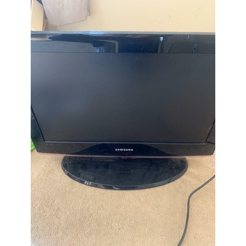 18 inch tv - no remote - free to collect | in Wakefield, West Yorkshire ...