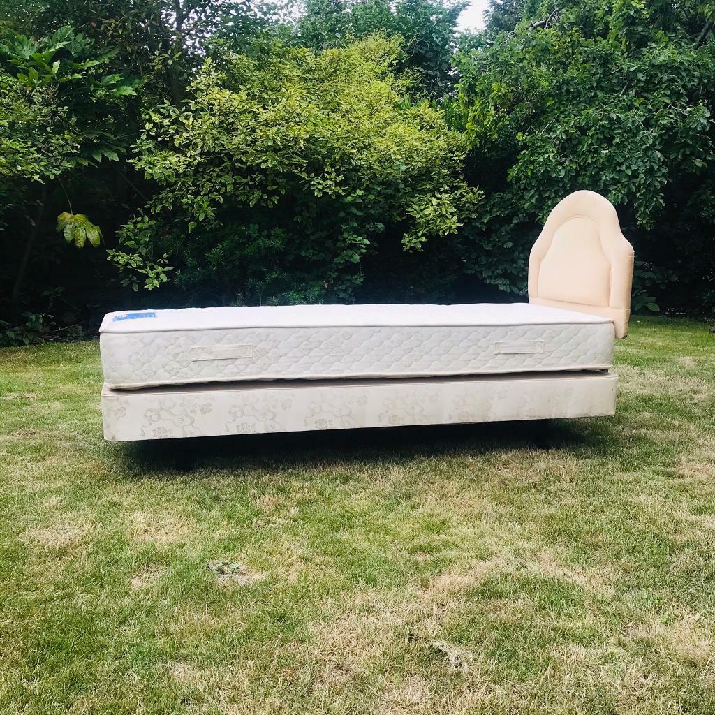single-bed-and-mattress-2ft-6-x-6ft-in-fareham-hampshire-gumtree