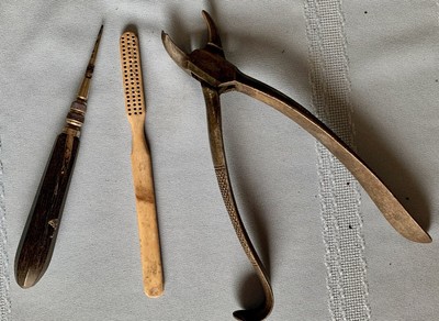 Dentistry - Dental Tooth Extractor