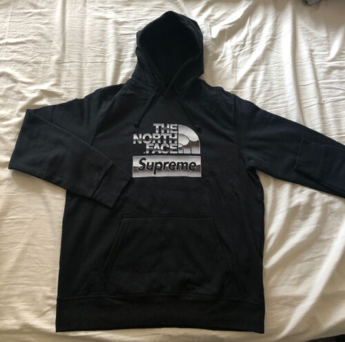 Supreme x The North Face Metallic Box Logo Hoodie Sweater Supreme x The North Face Metallic Box Logo Hoodie Sweater