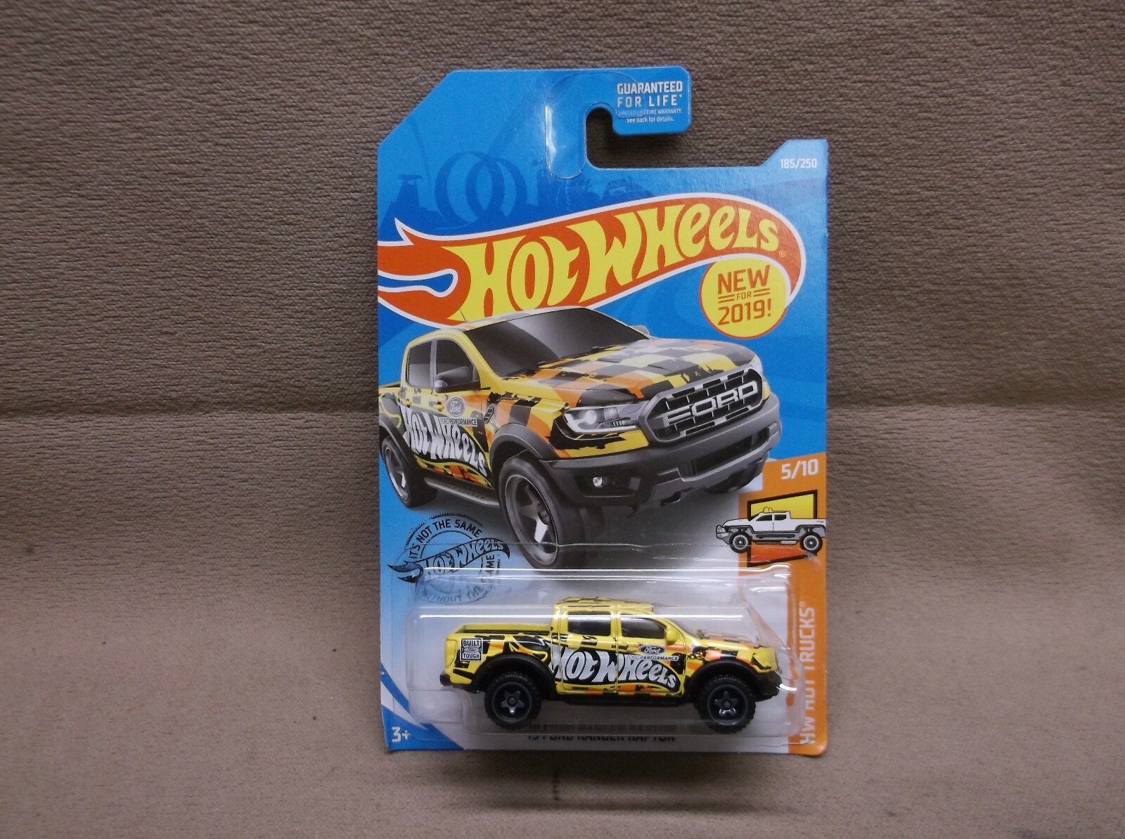 HOT WHEELS YELLOW 2019 #185 19 FORD RANGER RAPTOR PICK UP HOT WHEELS YELLOW 2019 #185 19 FORD RANGER RAPTOR PICK UP