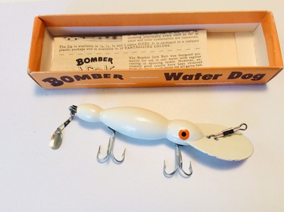 Lures - Water Dog Lure