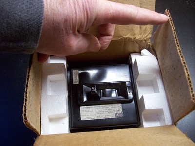 Circuit Breakers - Und Lab Inc