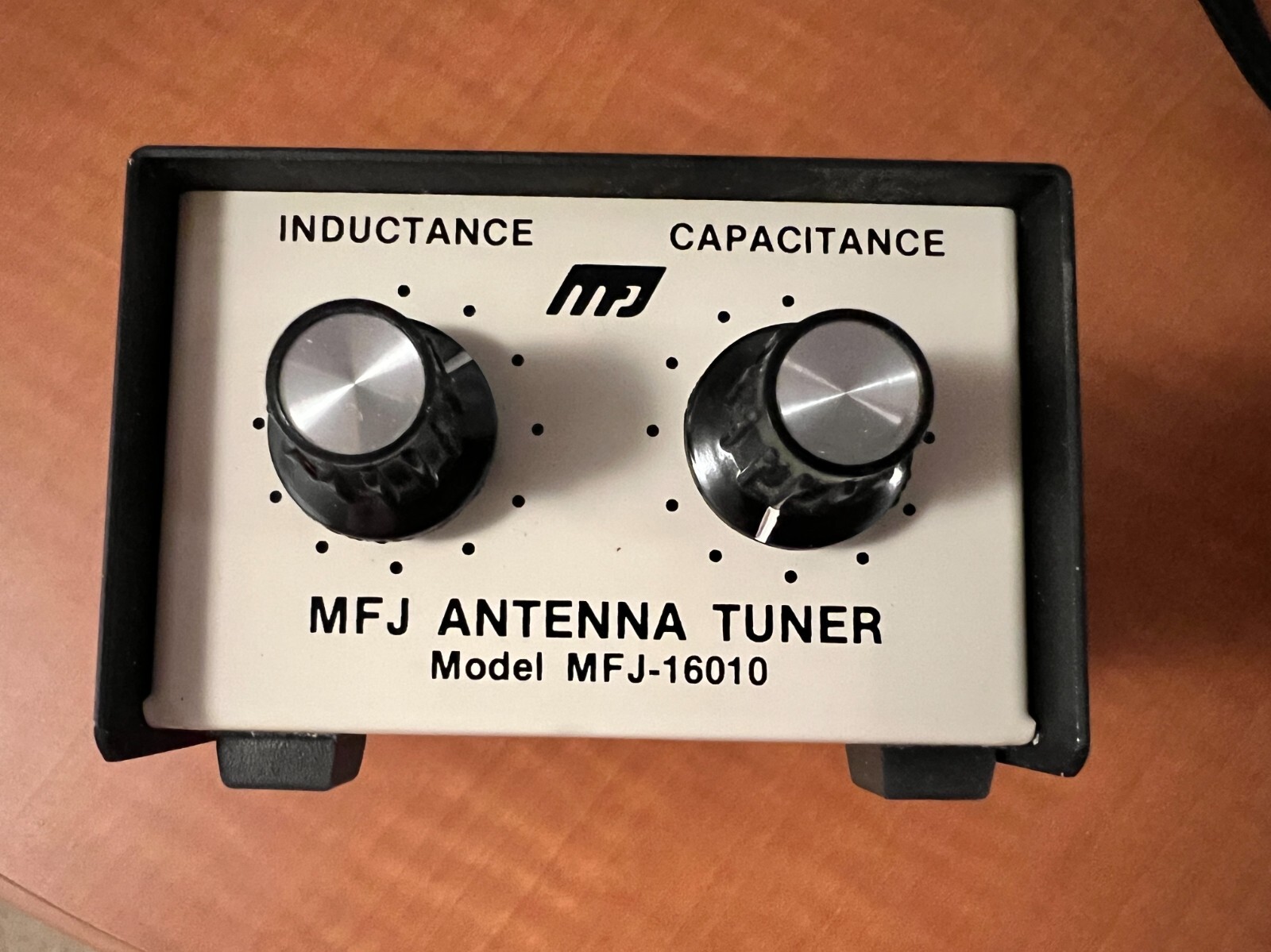 MFJ-16010 Antenna Tuner Ham Radio