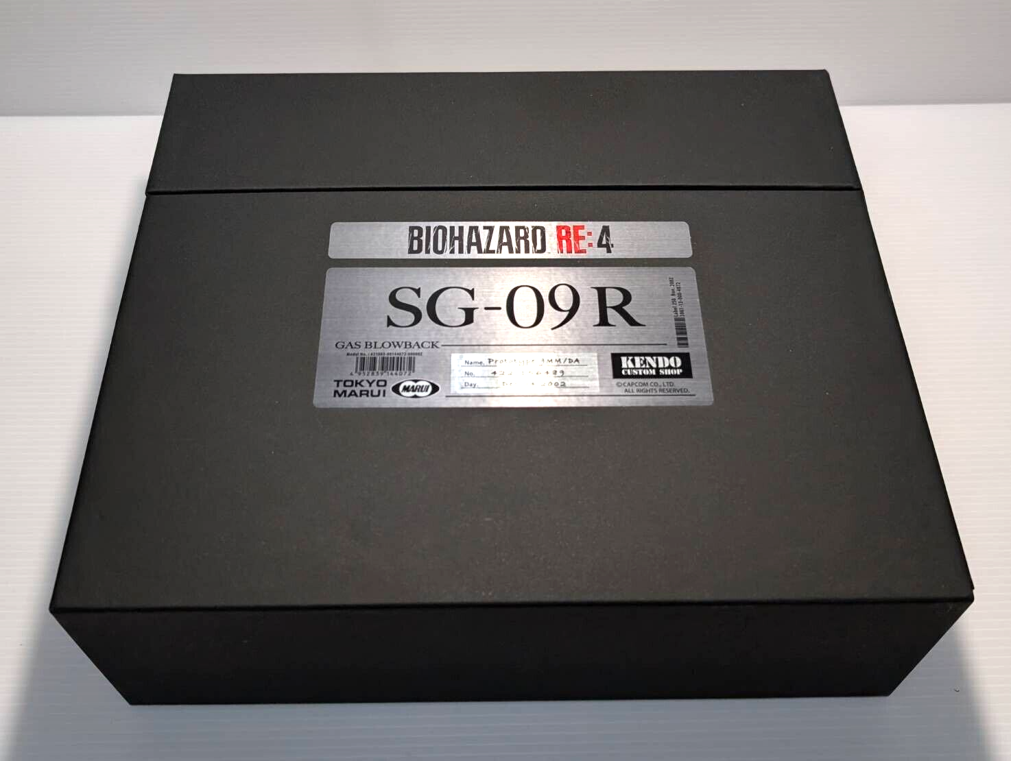 Купить Tokyo Marui SG 09R Resident Evil airsoft limited model Small (Пистолет) заказать с ...