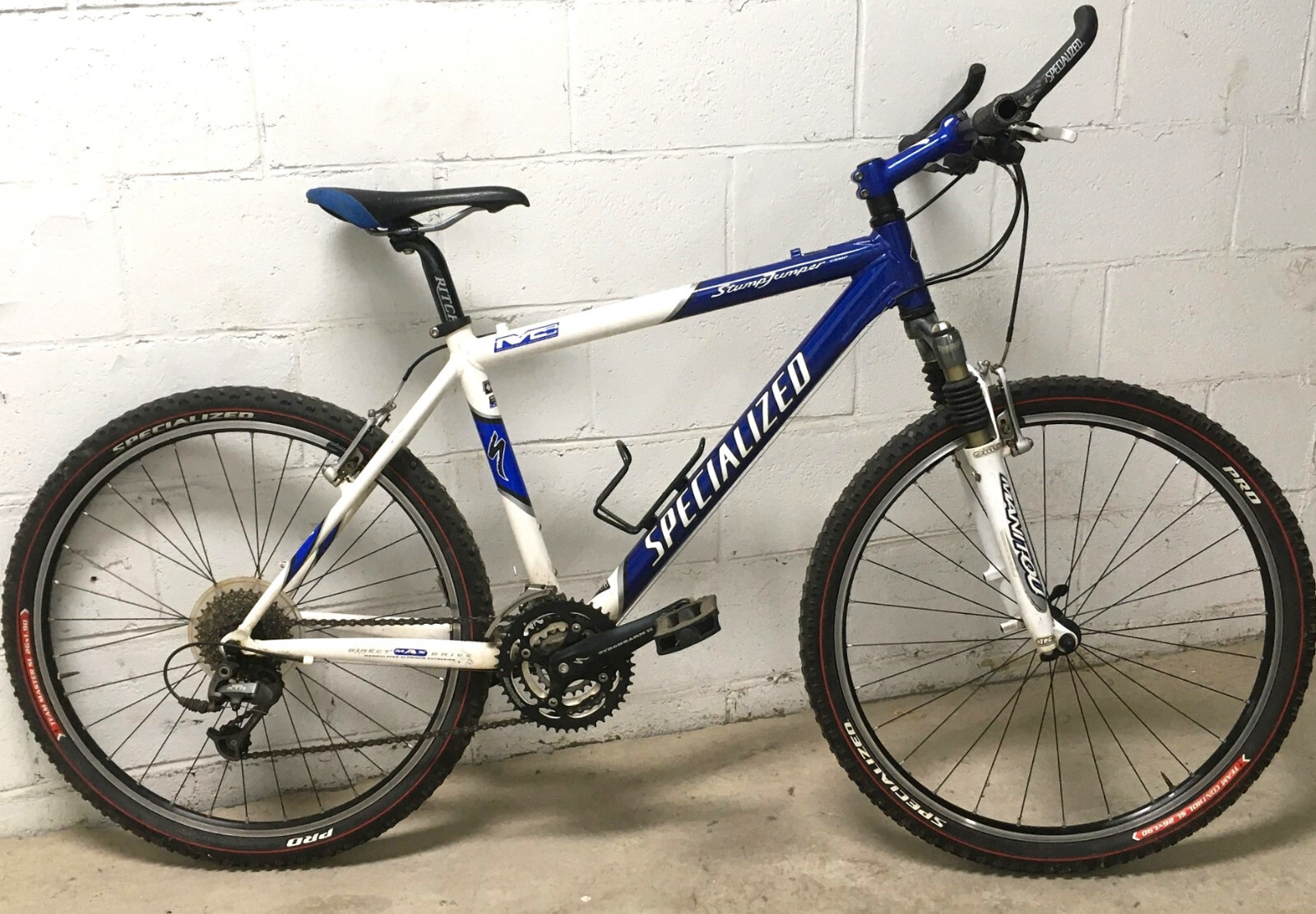 USA Specialized STUMP JUMPER COMP m4 Mountain Bike 26 inch USA Specialized STUMP JUMPER COMP m4 Mountain Bike 26 inch